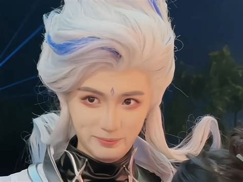 我在此刻突然爱上你 李知恩nn 李知恩nn 哔哩哔哩视频