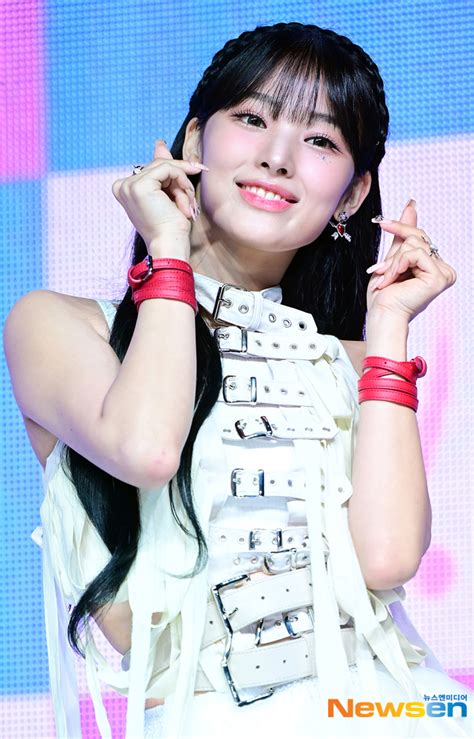 지니 인형의 하트 포토엔hd 손에 잡히는 뉴스 눈에 보이는 뉴스 뉴스엔
