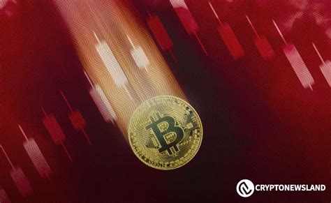Bitcoin Risks A Significant Drop As Gold Fractal Hints At Market Peak