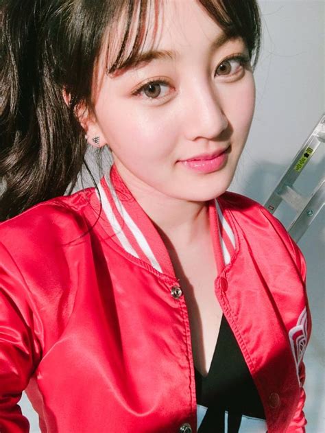 Pin By Kaitlyn On Twice 트와이스 Twice Jihyo Twice Kpop Girls