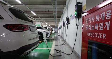 전기차 주차한단 이유로 아파트에서 이렇게까지 욕먹고 있습니다” 사진 위키트리