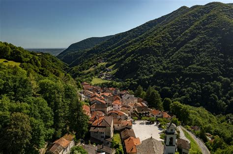 Enrico Sassi Architetto Simone Mengani Marcelo Villada Ortiz · Cabbio