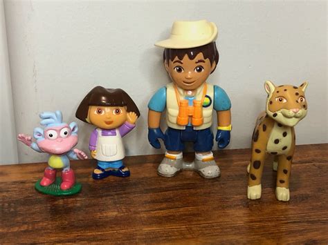 Dora The Explorer Lot Dora Diego Boots Jaguar Toy Figures Mattel