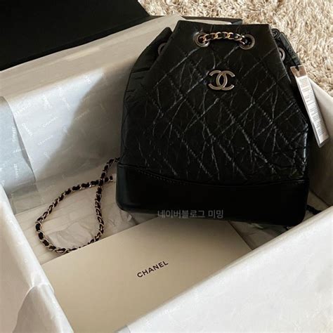샤넬 가브리엘백팩 블랙 언박싱 이너보드 연예인 착용샷 조이 지호 제니 리사 장재인 백예린 네이버 블로그