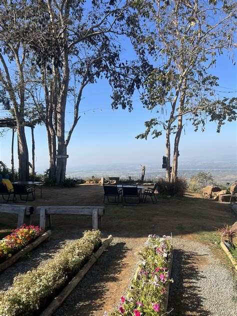 วิวหลักล้านที่ภูล้านดาวแคมป์ เขายายเที่ยง 🌟⛰️ โคราช แกลเลอรีที่