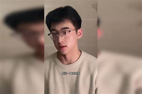 学会自己爱自己，只有我会长久的爱自己