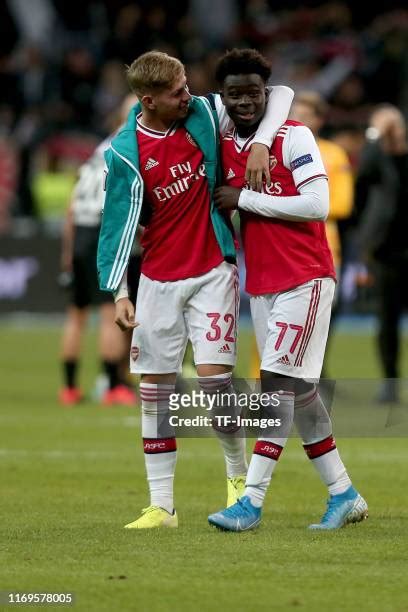 325 Saka Emile Smith Rowe Photos And High Res Pictures Getty Images