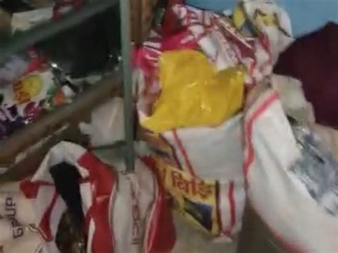 बेटी की शादी में था परिवार सीसीटीवी कैमरे में कैद हुए चोर पुलिस कर