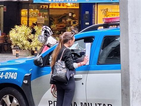 Delegada diz que caso de mãe e filha que moram em McDonald s no Leblon