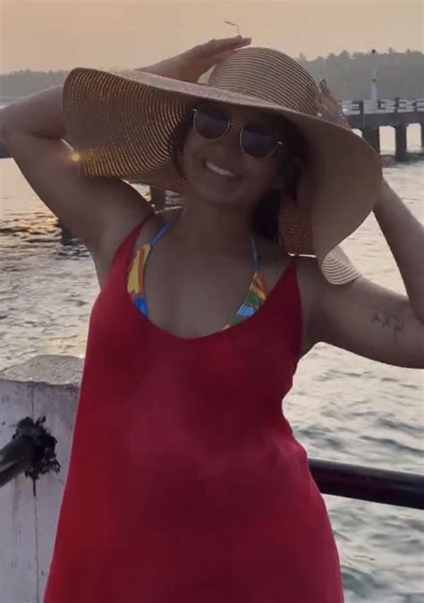 Gaggedarun On Twitter Rt Bootytrekker Jr Mami Gouri Bikini Avatar ⏳