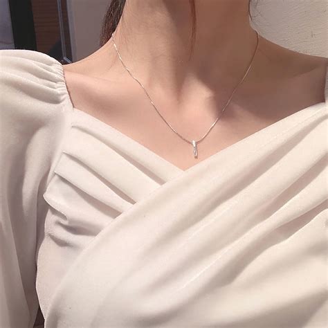 【tbb】項鍊 女生項鍊 微鑲鋯石几何月牙項鍊女 韓版ins簡約潮鎖骨鏈女 閨蜜情人生日禮物 多種款式選擇 蝦皮購物