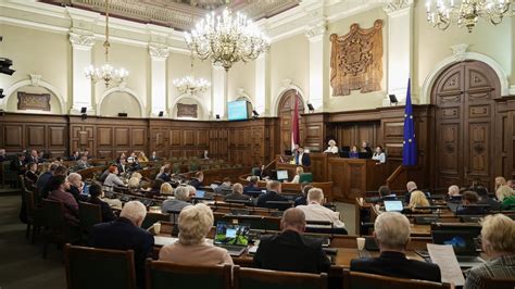 Otro Nedēļu Pēc Kārtas Kvoruma Trūkuma Dēļ Pārtrauc Saeimas Sēdi