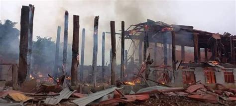 「政治には関わっていないのに、なぜ」ミャンマー国軍が僧院空爆か 子ども44人は間一髪で避難：東京新聞デジタル