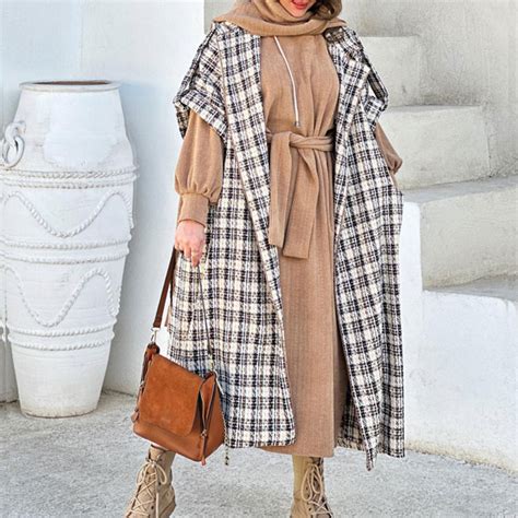 استایل پاییزی زنانه 1402 تیپ پاییزی دخترانه اسپرت با هودی