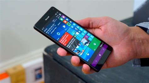 Microsoft S Original Lumia 950 Prototype Had Interesting Gestures