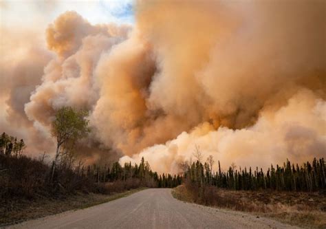 EE UU se ahoga persiste el humo de los incendios provenientes de Canadá