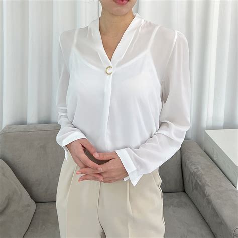 결혼식 하객 브이넥 쉬폰 와인 흰색 핑크 블랙 소라색 정장 미시 아나운서 블라우스