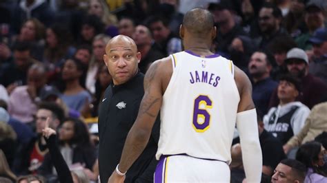 Lebron James Calls Out La Lakers Over Lack Of Trades To Improve Team