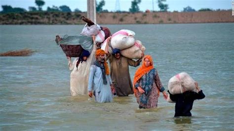 Floods In Pakistan Hit 33 Million People Worst Disaster In A Decade