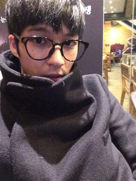 Baek Seung Heon Selca