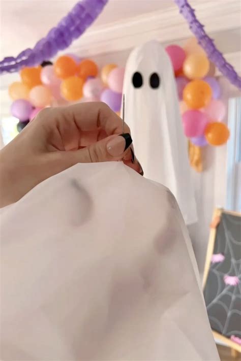 Floating Tablecloth Ghost Easy Diy Halloween Decor Jessicaetcetera
