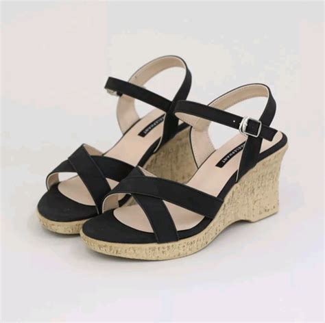 Candy Wedges Sandals Womens Fashion Footwear Wedges On Carousell