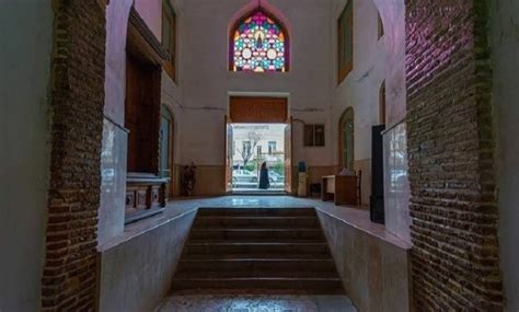 مدرسه دارالفنون تاریخچه و معماری عکس گردشی تاپ