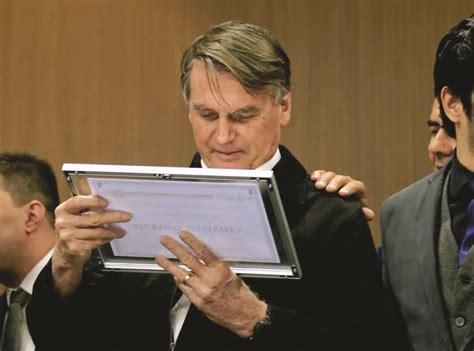 Bolsonaro Pode Ser Anistiado Por Lei Que Reverte Inelegibilidade