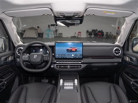 坦克300内饰实拍高清大图坦克300 2025款 20t 征服者第1张图片大全太平洋汽车