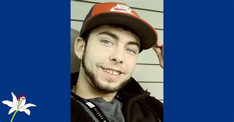 Christopher Hale Age 32