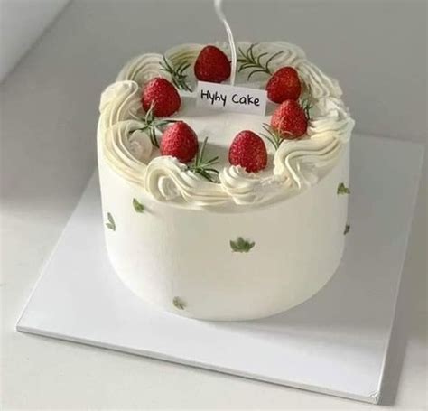 20 Simple And Unique Small Cake Designs In 2026