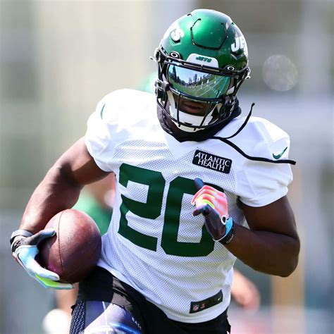 Download Breece Hall New York Jets Training Wallpaper