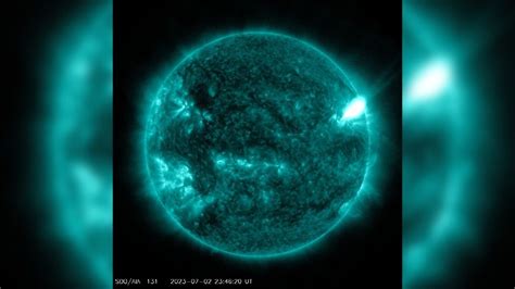 Stunning Sight NASA Observatory Snaps Terrifying X Class Solar Flare Erupting From The Sun