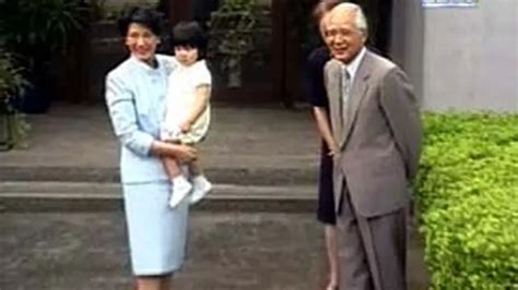 Putri Masako Mengunjungi Keluarga Global