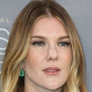 Lily Rabe Age Family Bio Famous Birthdays