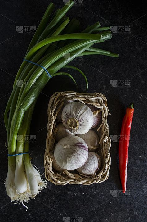 葱蒜和辣椒