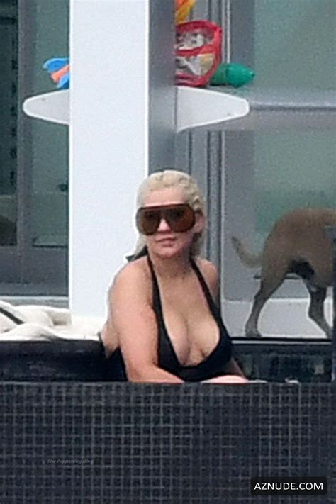 Christina Aguilera Sexy Takes A Dip In The Pool Between Recording