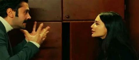 Terra Amara Episodi Turchi Akkaya Caccia Di Casa Mujgan