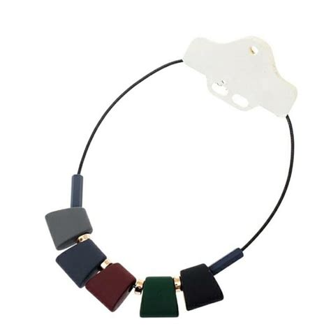 Кольє — ціна 200 грн у каталозі Кольє і намиста Купити аксесуари за доступною ціною на Шафі