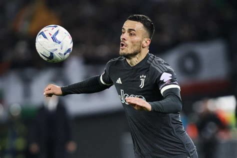 Kostic Più 10 Milioni In Cambio Di Una Stella Della Lazio Follia Juve Juvelive