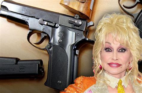 Dolly Parton Pulls Gun On Perv Who Thought She Was A Hooker