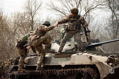 Генеральний штаб ЗСУ On Twitter Взаємодопомога і підтримка потрібні завжди Разом переможемо