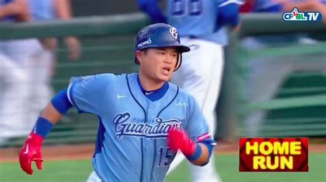一局上，胡金龍砲聲隆隆！首局就轟陽春全壘打（0923 富邦 Vs Lamigo） 中華職棒 Line Today