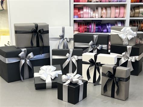 블랙 화이트 And 그레이 크리스마스 트리 밑 선물상자 장식 럭키 박스 선물포장 네이버 블로그