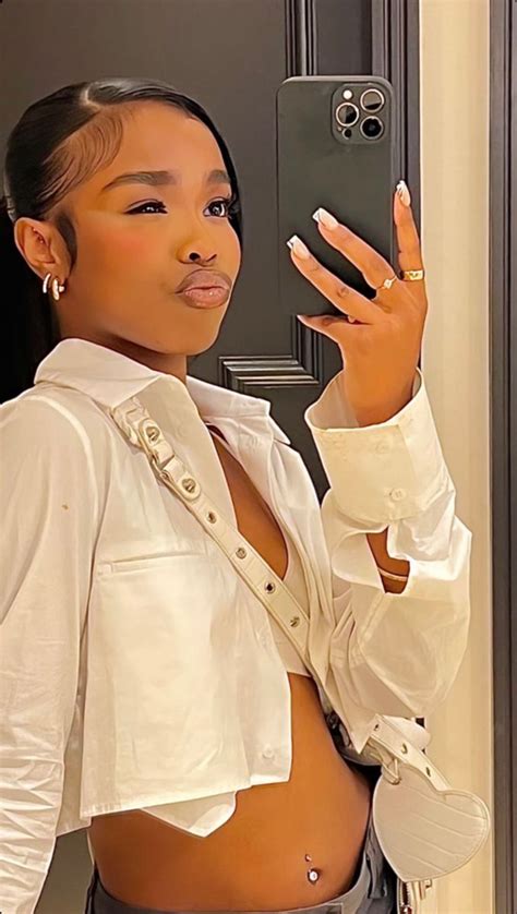 Fine Black Girls Gorgeous Girls Black Women Beautiful Weave Hairstyles Cute Hairstyles