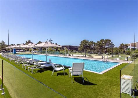 Hotel Thecamp HÔtelandlodges Aix En Provence Aix En Provence