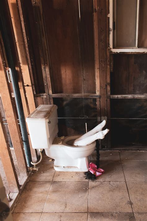 How Do I Remove Hard Water Stains From Toilet Bowl Pizzchzz