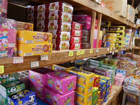 松屋町で70年以上の歴史をもつ駄菓子問屋藤田商店 OSAKA NOSTALGIC SOUND TRIP
