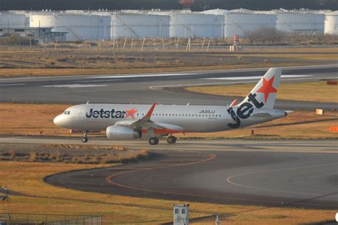 ジェットスター・ジャパン Airbus A320 Ja20jj 成田国際空港 航空フォト By 不揃いさん 撮影2022年11月19日
