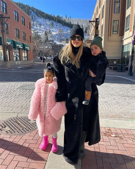 Khloe Kardashian Slammed For Erasing Nanny From Utah Trip Pics After
